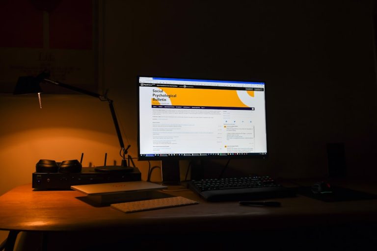 How to Easily Fix the Annoying “An Authentication Error Has Occurred” Message on Your PC ...